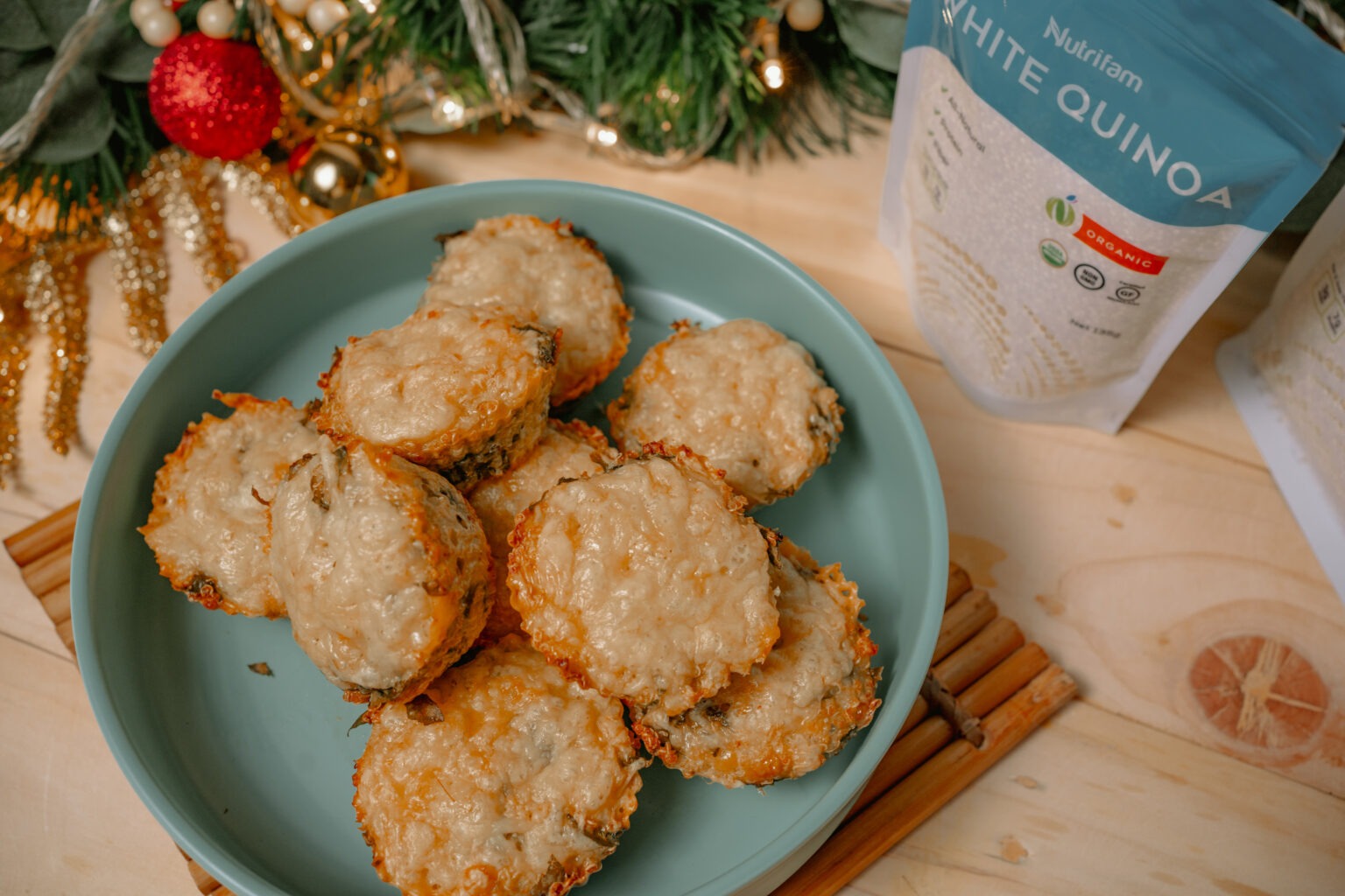 Quick Baked Cheesy Quinoa and Spinach Cups - Nutrifam